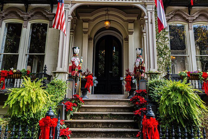 Yuletide Charm: A Southern Christmas Journey in Savannah - A Closer Look at the Savannah Christmas Tour