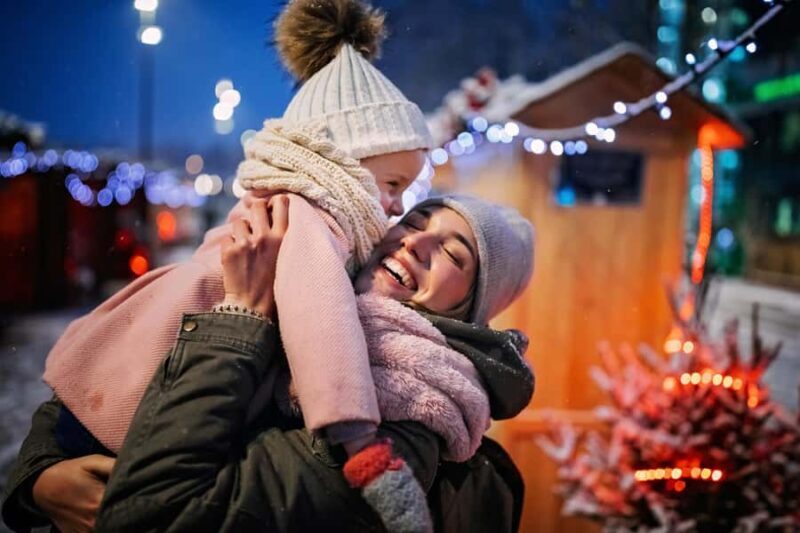 Yuletide in Mérida: A Private Tour Through Holiday Splendor - A Walk Along Paseo de Montejo and Holiday Decor