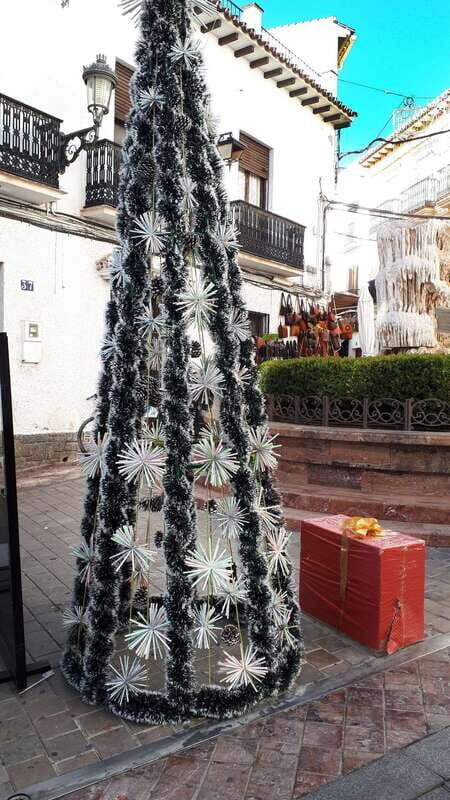 Yuletide in Mérida: A Private Tour Through Holiday Splendor - Why It Stands Out