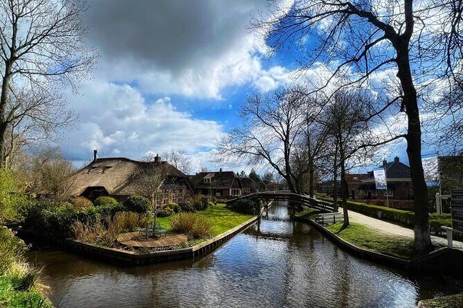 Zaanse Schans and Giethoorn Unique Day Trip with Boat Cruise - The Sum Up