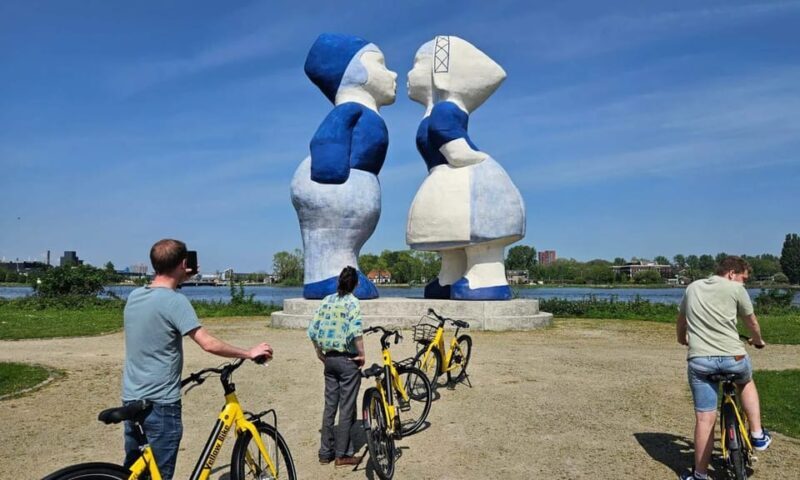 Zaanse Schans: E-bike day trip: Windmills, Cheese and Nature - Key Points