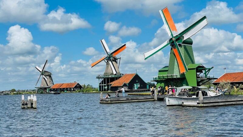 Zaanse Schans, Windmill house, Volendam,Marken Private Tour - How the Experience Comes Together