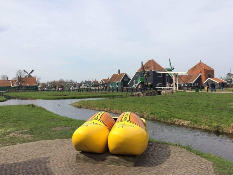 Zaanse Schans Windmills, Volendam with Ferry to Marken - Introduction: A Taste of Traditional Holland