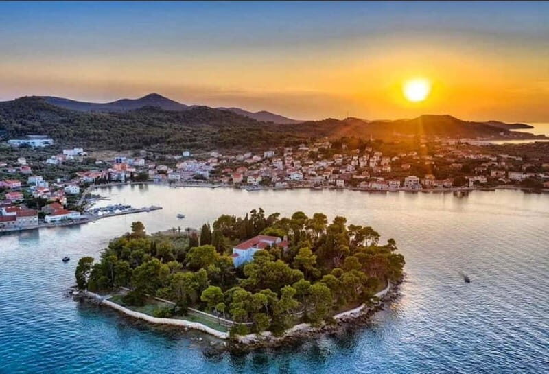 Zadar: 3 Islands SpeedBoat Tour with Snorkeling and Drinks - Key Points