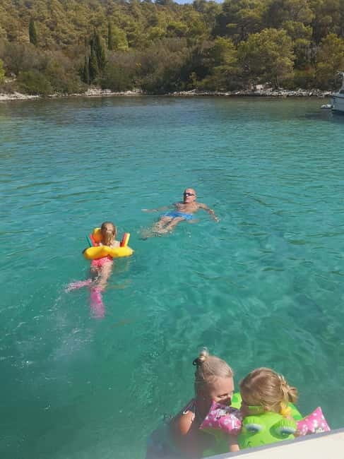 Zadar: 3-Stop Blue Lagoon & Snorkeling Cruise with Drinks - What Travelers Say