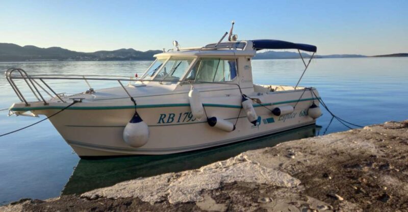 Zadar: Boat tour Half day -5 hours - The Departure and First Stop: Oljak Island