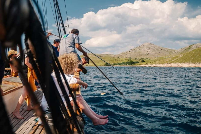 Zadar: Boat Tour with Unlimited Wine & 3 Stops - Key Points