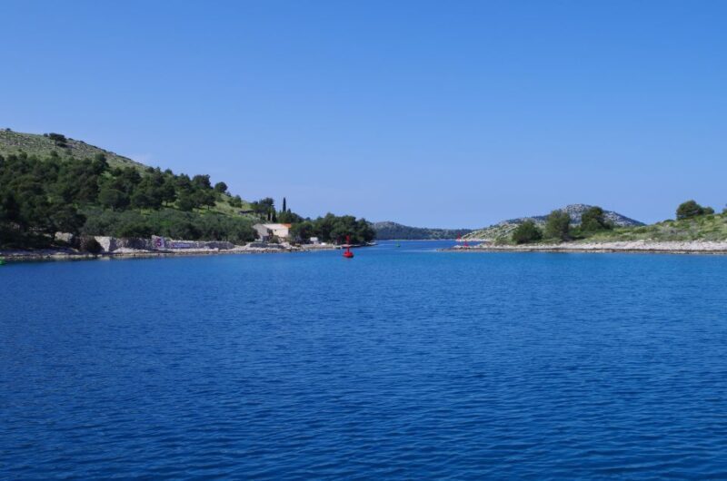 Zadar: Full-Day Sailing Trip to Kornati - The Sailing Experience & Skipper Interaction