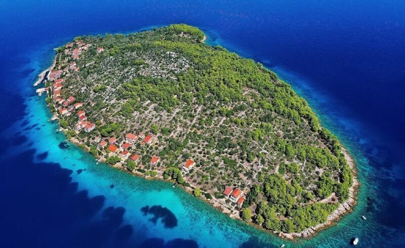 Zadar: Half-Day Speedboat tour with Snorkeling and Drinks - Why Choose the Zadar Half-Day Speedboat Tour?
