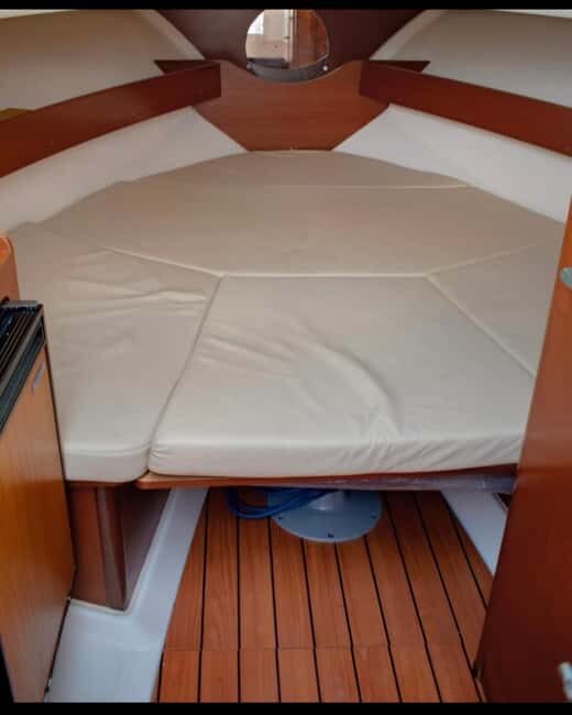 Zadar: Motorboat Jeanneau Cap Camarat 755 Wa 250hp Rental - FAQ