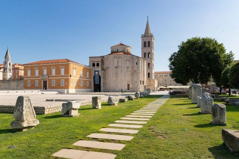 Zadar: Old Town Evening Group Guided Walking Tour - Introduction