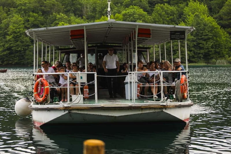Zadar: Plitvice Lakes Guided Full-Day Trip with a boat ride - FAQs