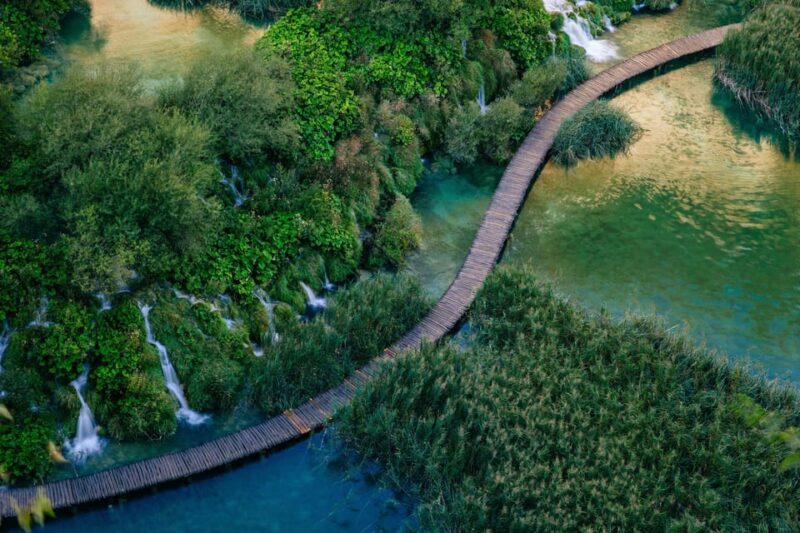 Zadar: Plitvice Lakes: Transfer Tour with pro photographer - Frequently Asked Questions