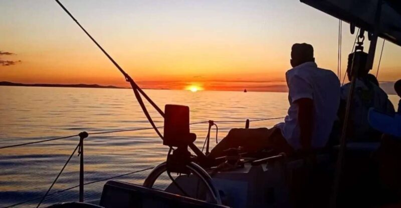 Zadar: Private Sunset Sailboat Tour with Drinks - Key Points
