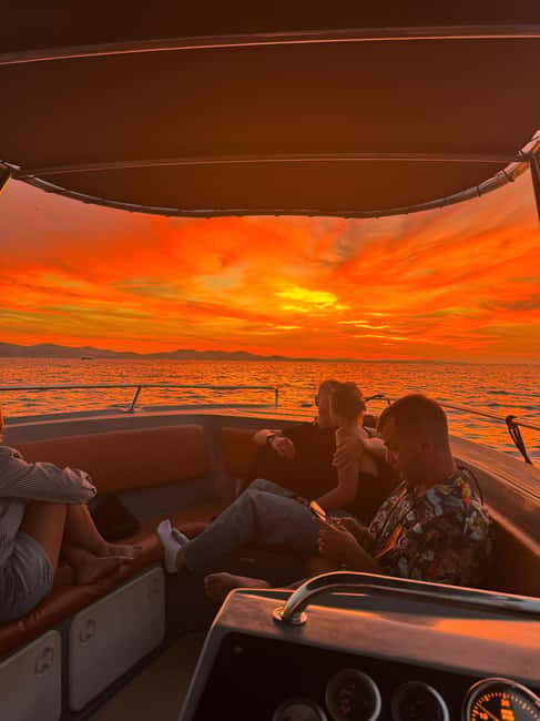 Zadar: Romantic, Luxury Sunset Boat Tour with Aperol Spritz - What to Expect from the Tour Experience