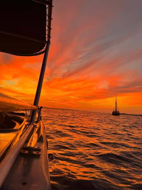 Zadar: Romantic, Luxury Sunset Boat Tour with Aperol Spritz - Aperol Spritz and Onboard Comfort