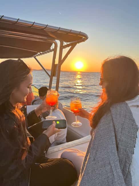 Zadar: Romantic, Luxury Sunset Boat Tour with Aperol Spritz - The Perfect Audience for This Tour