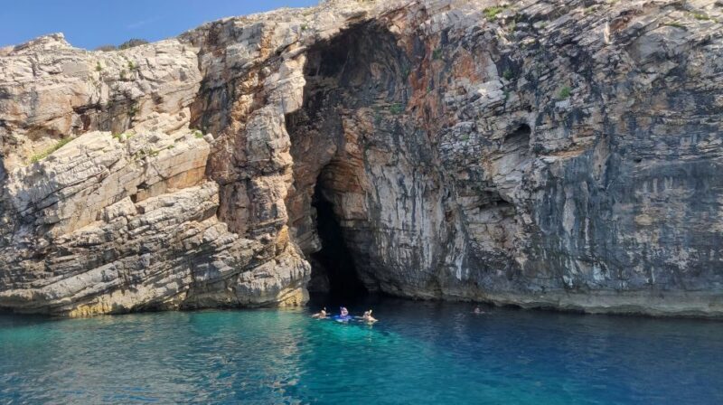Zadar: Sakarun Bay, Golubinka Cave & Veli al Speedboat Tour - Key Points