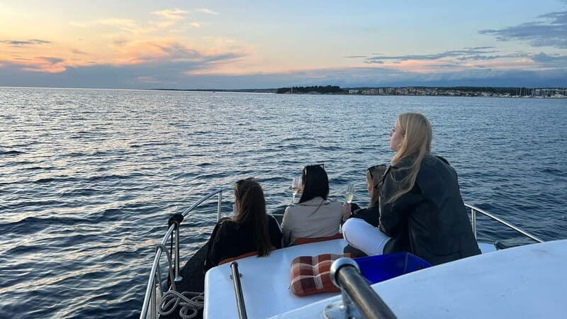 Zadar: Sunset boat tour with champagne - Who Should Book This Tour?
