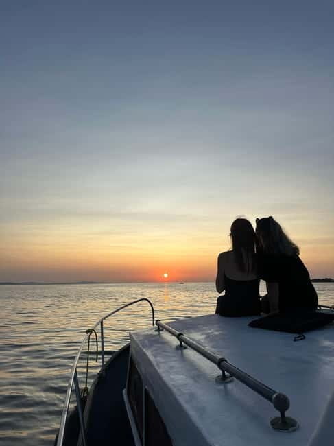 Zadar: Sunset Cruise with unlimited champagne - Key Points