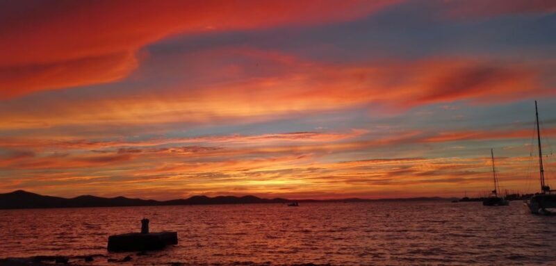 Zadar: Sunset & Nighttime Cruise with Sparkling Wine - FAQs