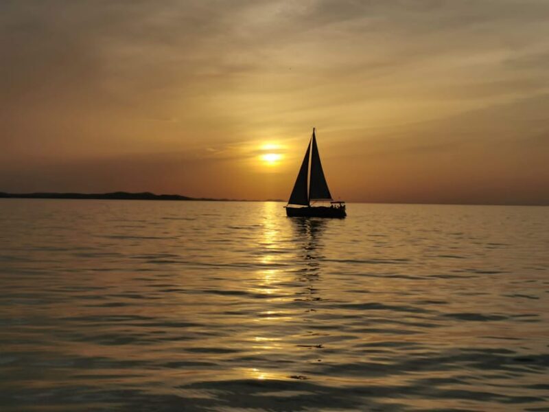 Zadar Sunset under sails experience - Who Is This Experience Best For?