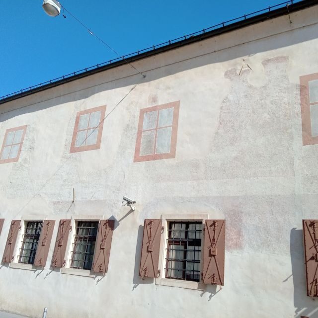 Zagreb: Historic Walking Tour with a Local Guide - Is This Tour Worth It?