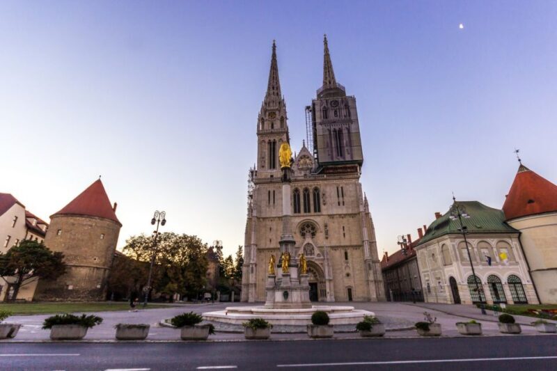 Zagreb: Private Walking Tour with Funicular Ride & Transfers - Key Points