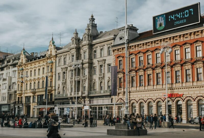 Zagreb: The Heart of Croatia - Medvedgrad - Private tour - Scenic Highlights Outside the City Center
