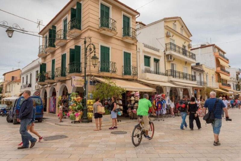 Zakynthos City Tour by Night with Transfer and Dinner - Who Will Love This Tour?