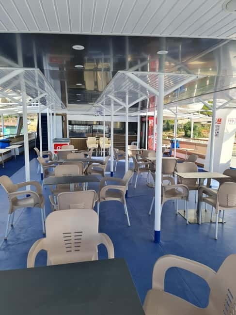 Zakynthos: Daily cruise around the island - An In-Depth Look at the Cruise Experience