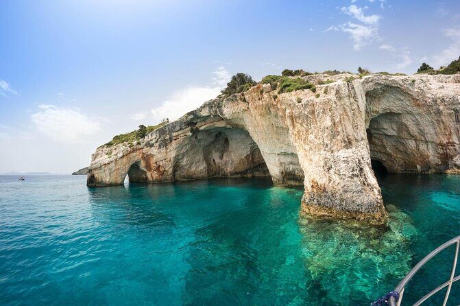 Zakynthos Navagio View - Boatrip, Caves & Xigia Beach exploration - Key Points