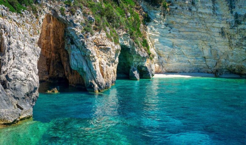 Zakynthos: Shipwreck Bay by fast boat - Small Group - Who Might Want to Think Twice?