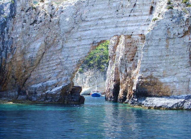 Zakynthos: Sunset Cruise to Myzithres with Wine & transfer - FAQs