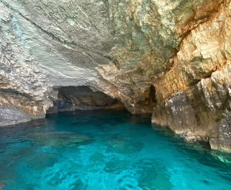 Zakynthos: Turtle Island, Cameo and Keri Caves + Transport - Practicalities and Expectations