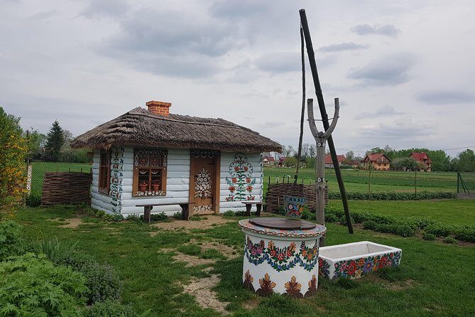 Zalipie, painted village, regular small group tour from Krakow - Key Points