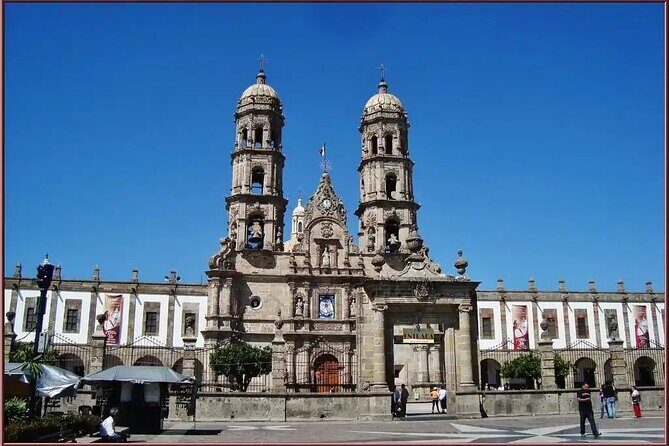 Zapopan Tour from Guadalajara: Basilica of Our Lady and Huichol Art Museum - Comparing the Experience to Other Tours