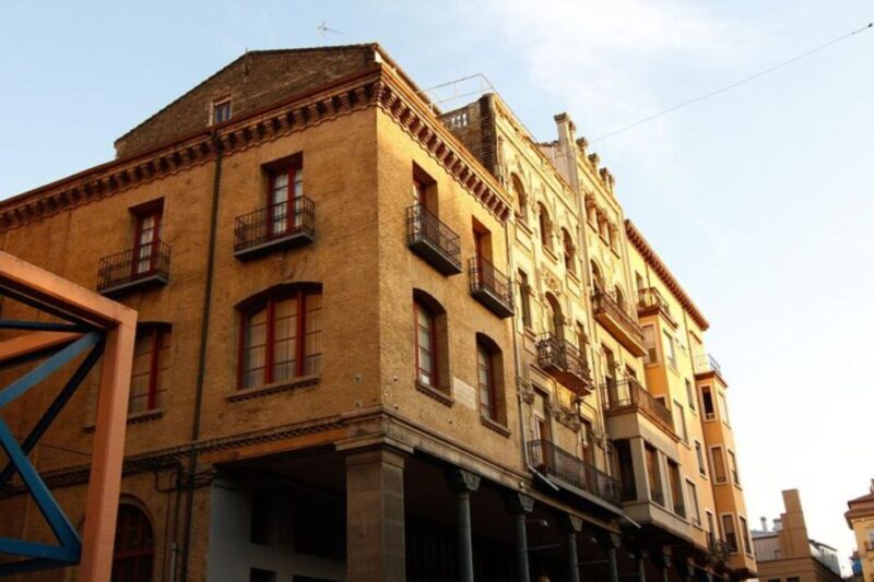 Zaragoza: Private custom tour with a local guide - FAQs