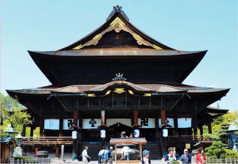 Zenkoji Tour and Tea Experience with 'Shukubo' Temple Stay - Who Is This Tour Best For?
