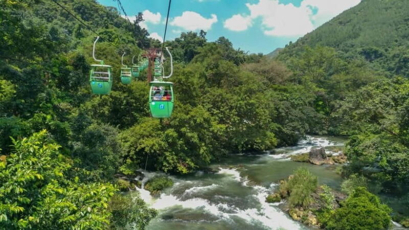 Zhangjiajie 2-Day: Summits, Skywalks & Starlit Cascades - Exploring Zhangjiajie National Forest Park