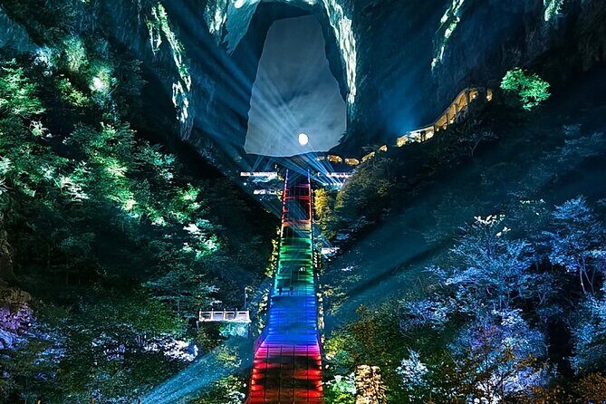 Zhangjiajie 3 Days and Night Group Tour with 72 Odd Tower - Key Points