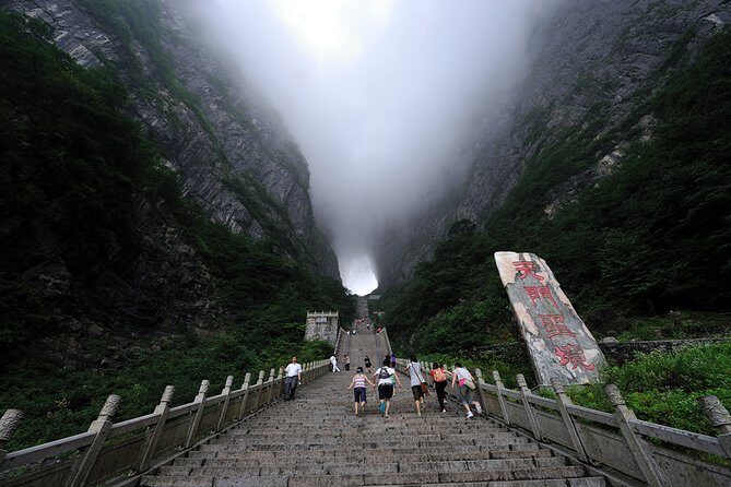 Zhangjiajie Avatar Adventure Hiking Tour Include All Highlights - Introduction: A Sightseeing Adventure with Plenty of Adventure