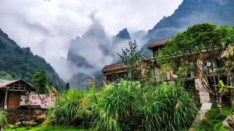 Zhangjiajie: Avatar Canyon Hike & Waterfall Tour - Introduction to the Experience