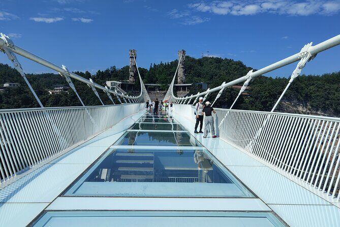Zhangjiajie Grand Canyon with Glass Bridge and Baofeng Lake Private Day Tour - Visiting Baofeng Lake