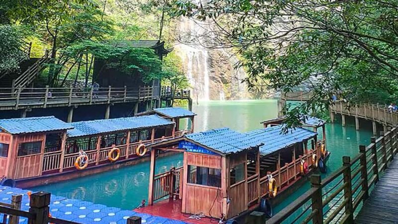 Zhangjiajie: Private Tour with Glass Bridge & Boat Ride - Authenticity and Value: What Travelers Are Saying