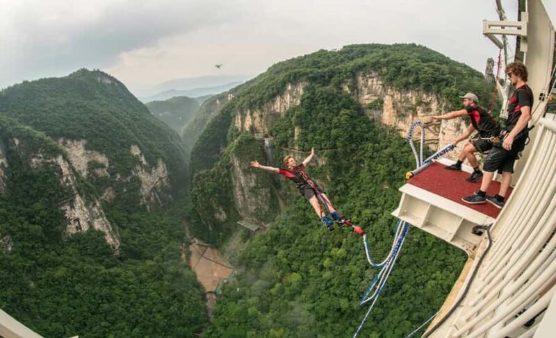 Zhangjiajie: Private Tour with Glass Bridge & Boat Ride - FAQ