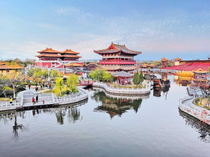 Zhengzhou: Kaifeng Top Sites, Zero Hassle Must-See City Tour - Culinary Highlight: The Iconic Steamed Soup Dumplings