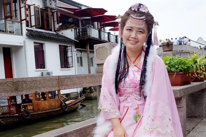 Zhujiajiao Ancient Town & Night Luxury Cruise in Shanghai - Authentic Experiences and Guide Quality