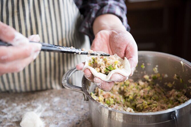 Zhujiajiao and Yu Garden Tour with Wonton Making in Shanghai - Hands-On Tradition: Wonton Making with a Local Family