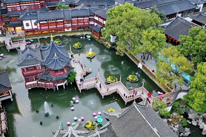 Zhujiajiao and Yu Garden Tour with Wonton Making in Shanghai - Evening Options: The Bund Night Cruise